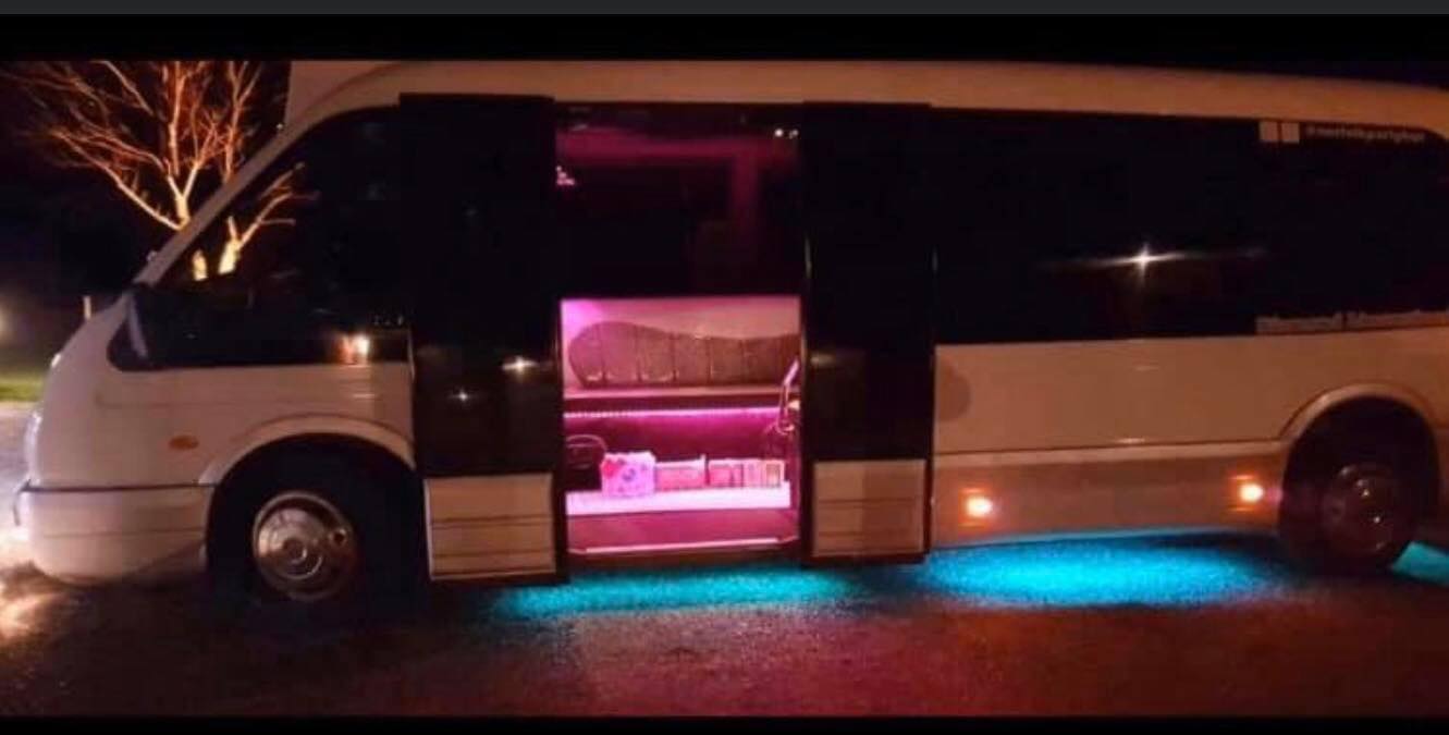 Limo Bus - Minibuses IOM